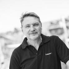 Nachhaltige Lunchbox mit Buchenholzdeckel und Lasergravur | Lerche