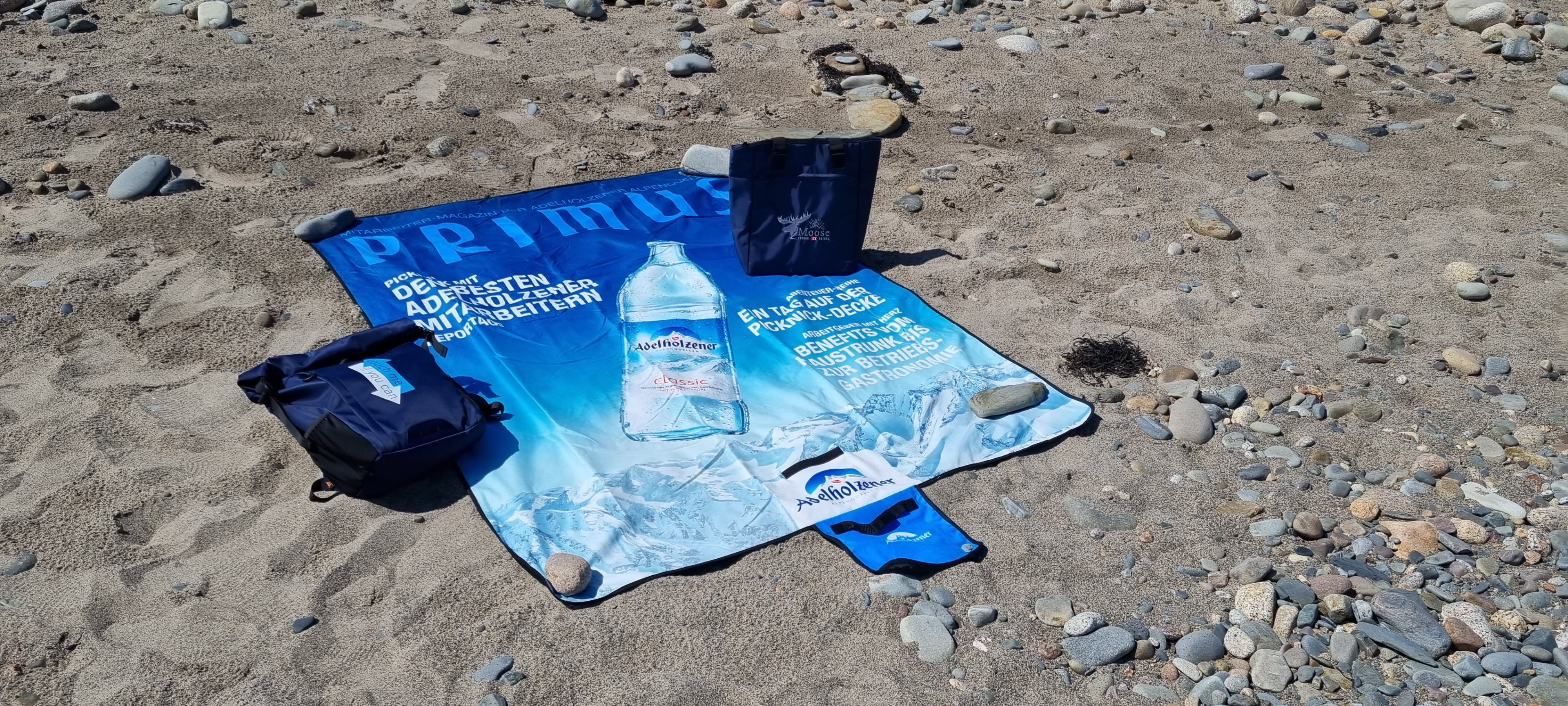 Picknickdecke mit Logo bedrucken als Werbeartikel | Lerche